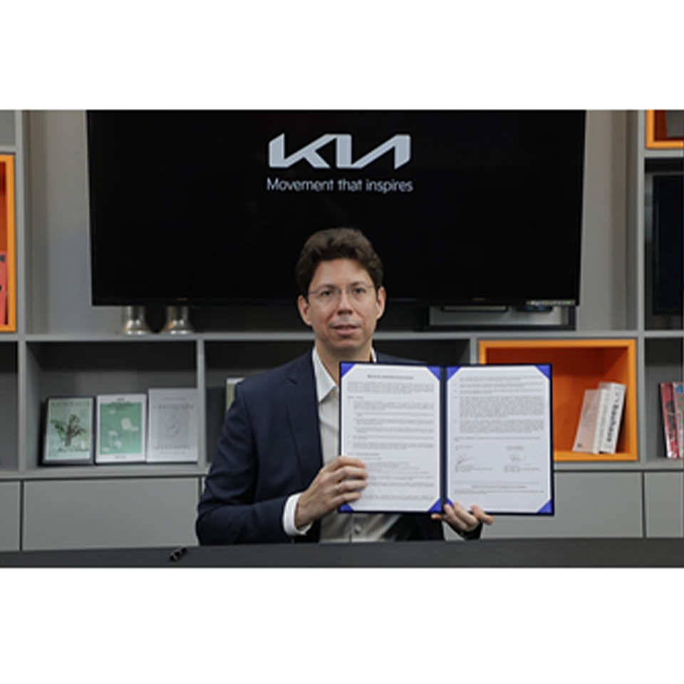Kia to start Smart Service Center in Singapore to offer digitalized ...