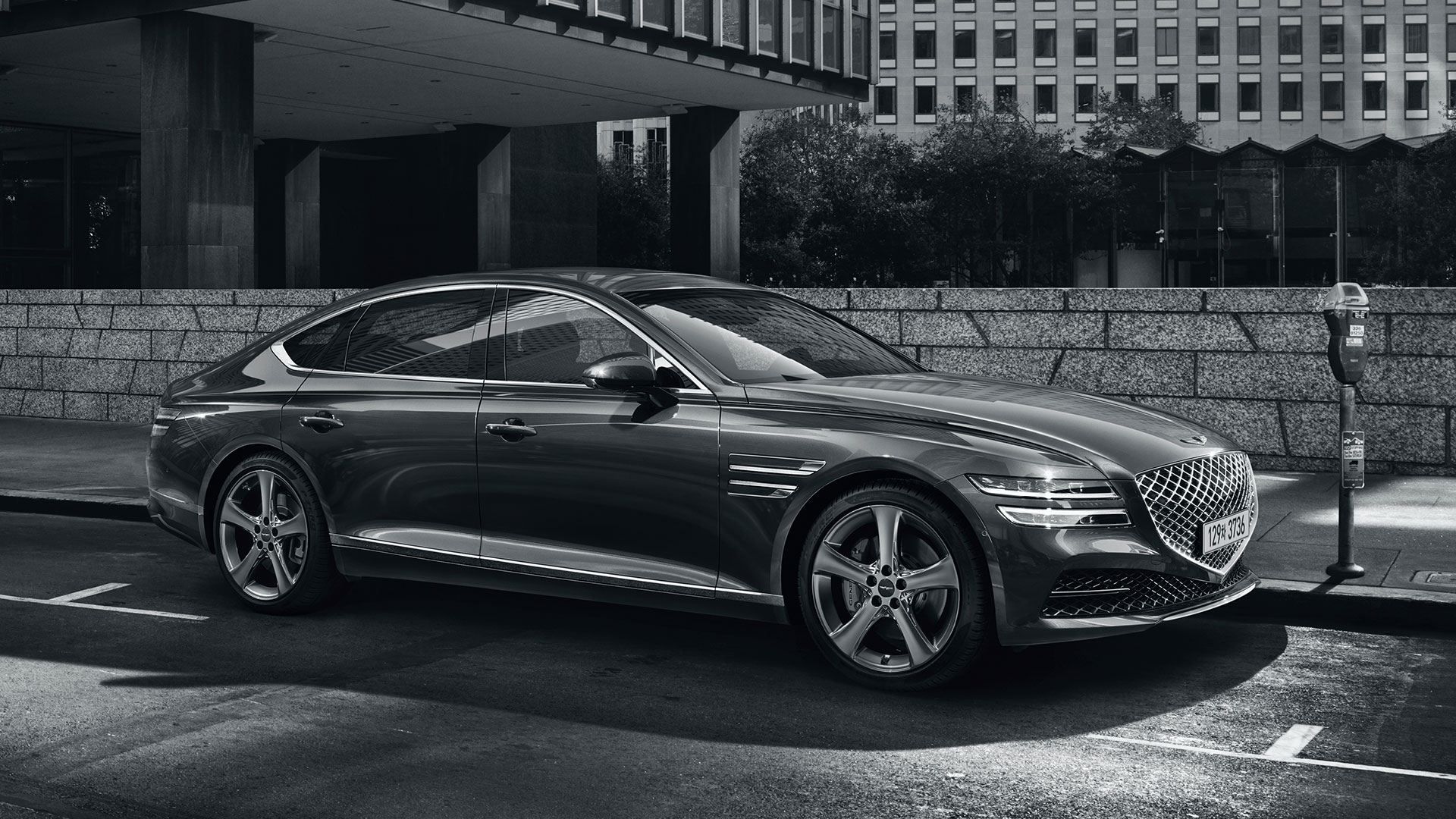 다양한 프리미엄 사양으로 완성도를 높인 2022 제네시스 G80