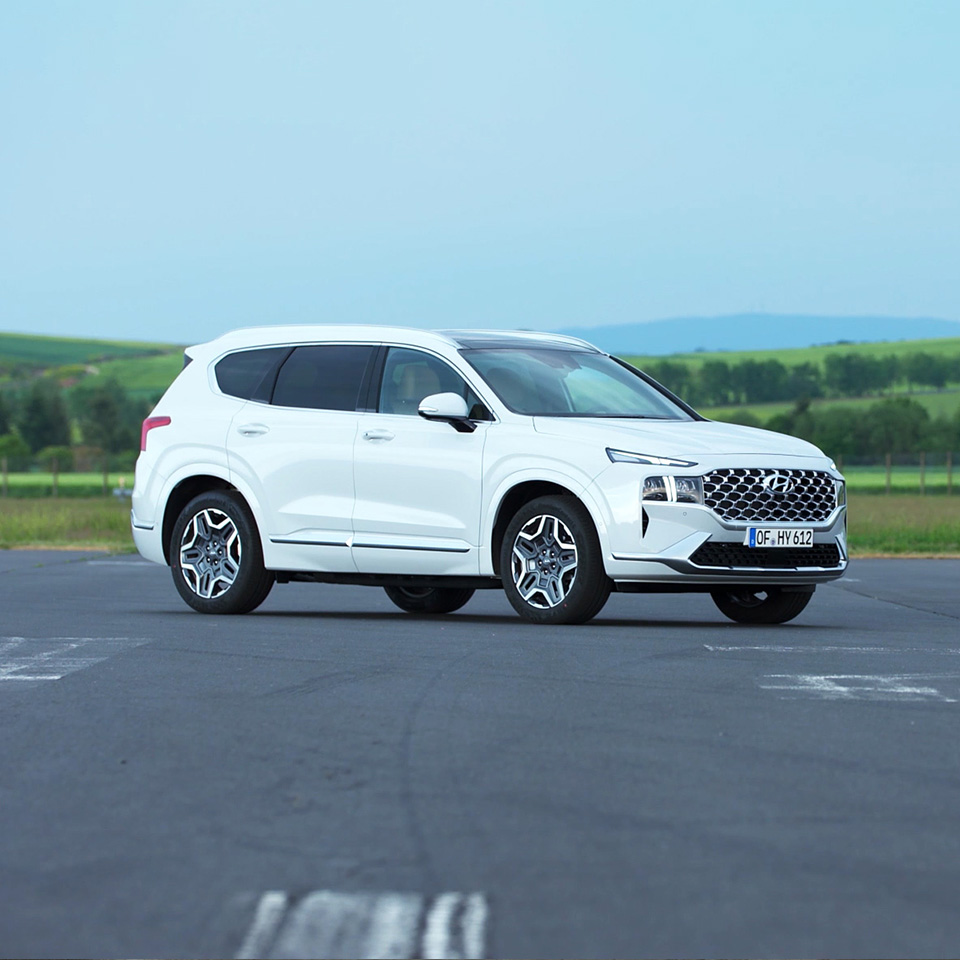 2021 Hyundai Sanfa Fe Design and Running Footage Compilation | Cars for ...