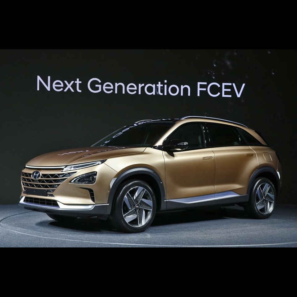 Hyundai Motor’s Next-Gen Fuel Cell SUV Promises Range and Style
