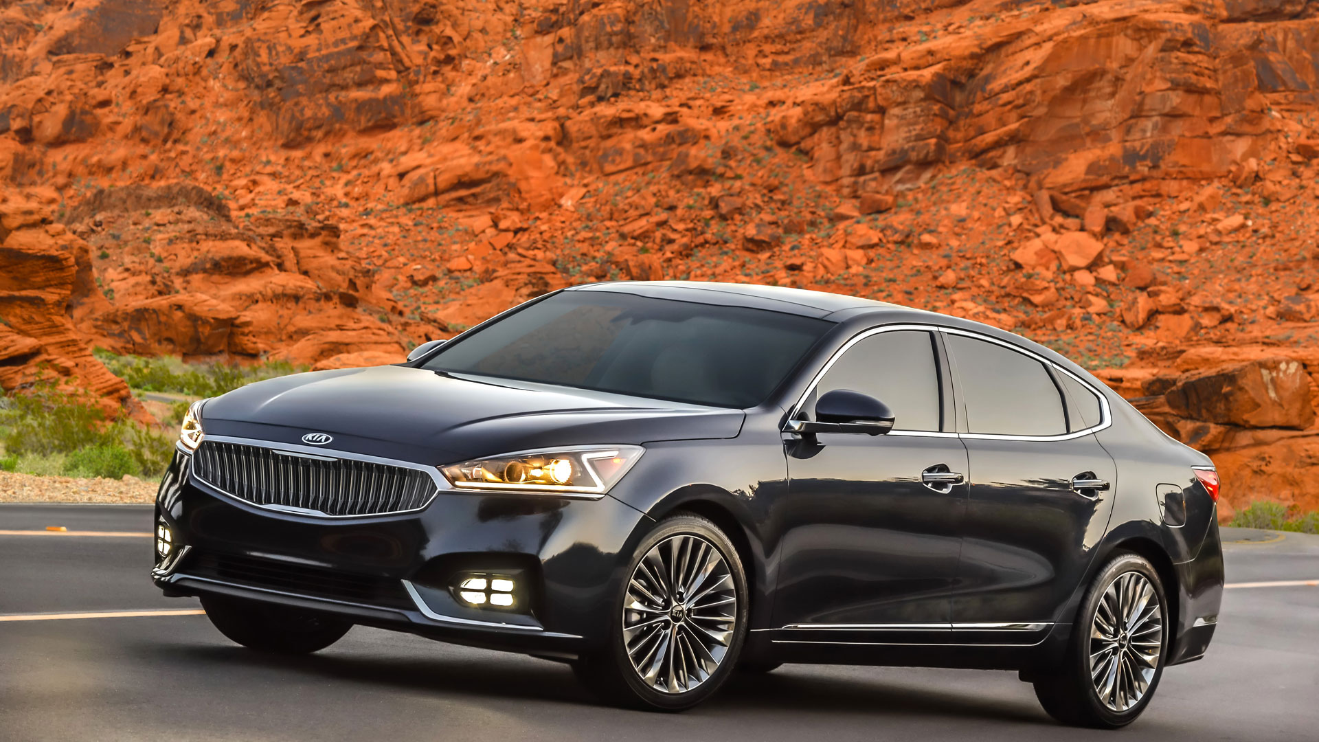 KIA MOTORS READY TO SHOWCASE WORLD-CLASS AUTOMOTIVE AND FASHION DESIGN ...