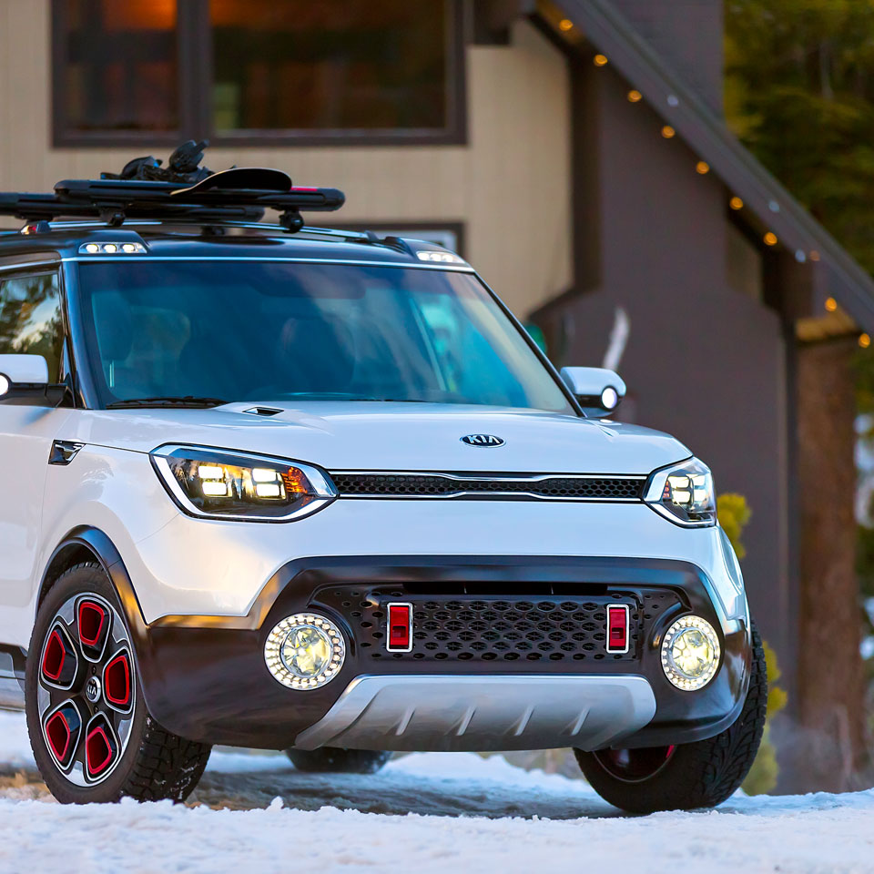 Kia Motors America storms into Chicago with electric all-wheel-drive ...