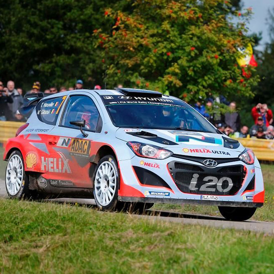 Hyundai Shell World Rally Team takes on the tarmac at Rallye de France