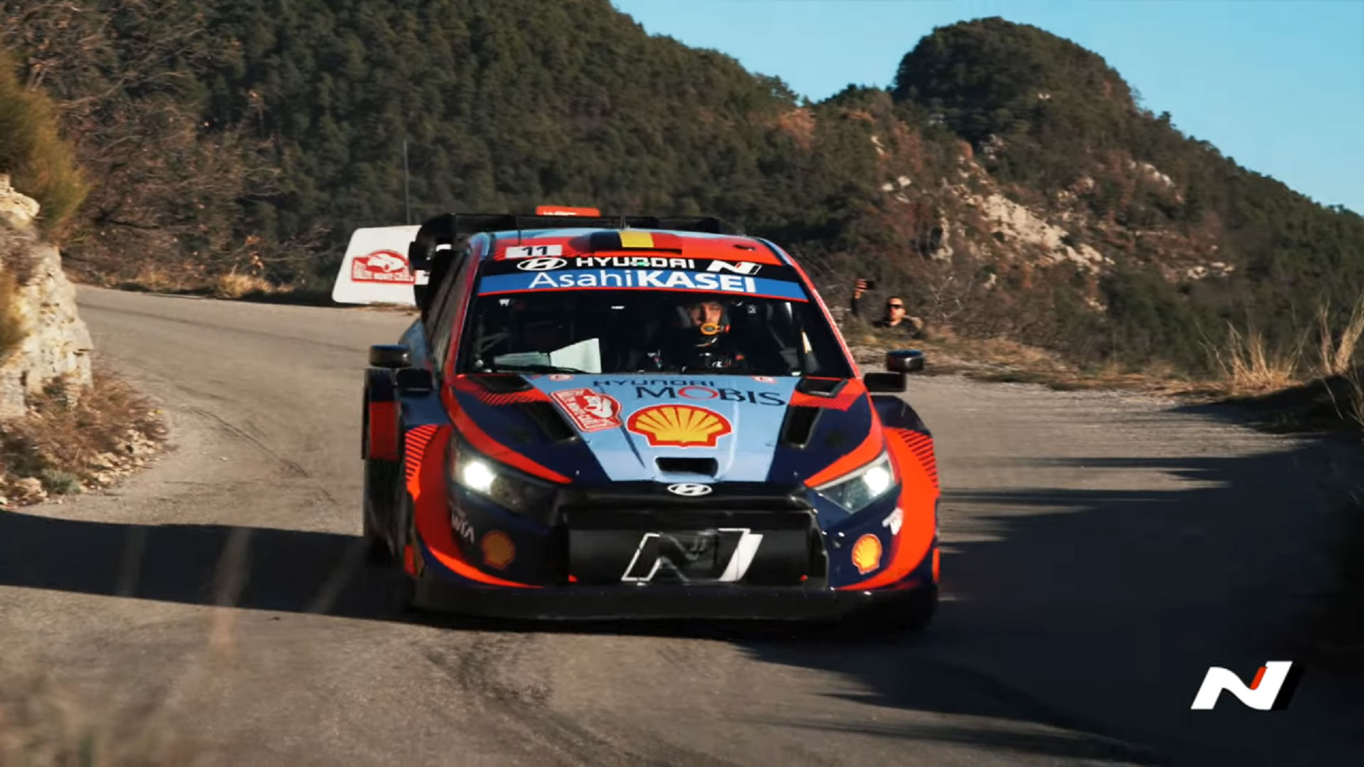 IONIQ 5 – Real-time 18-minute Ultra Fast Charging